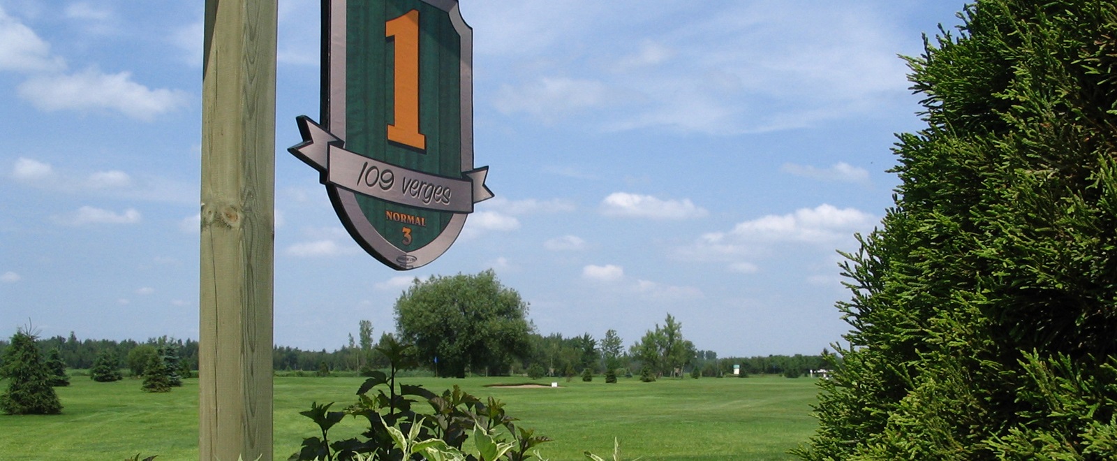 Club de Golf l'Émeraude (Saint-Majorique-de-Grantham) - Tourisme Centre ...