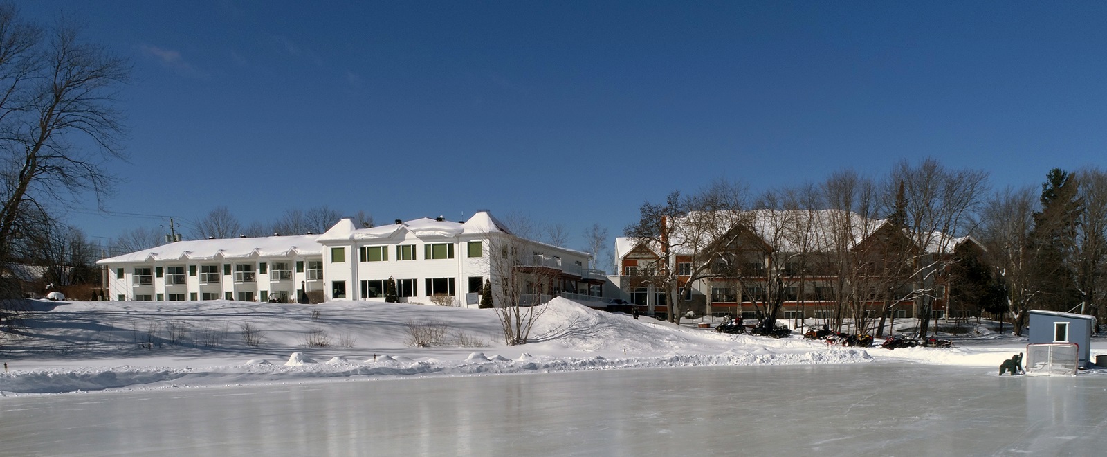 Manoir du Lac William | Location chambre hôtel, chalet | Hébergement St ...