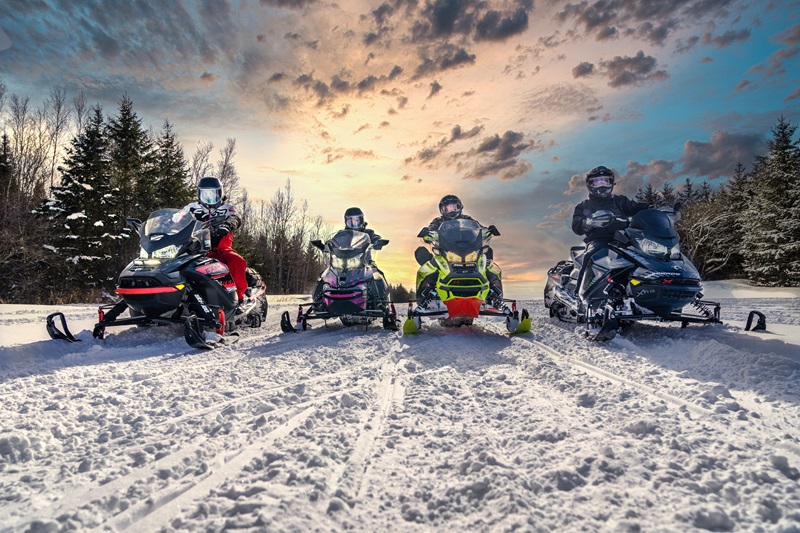 Snowmobiling in Centre-du-Québec! - Tourisme Centre-du-Québec